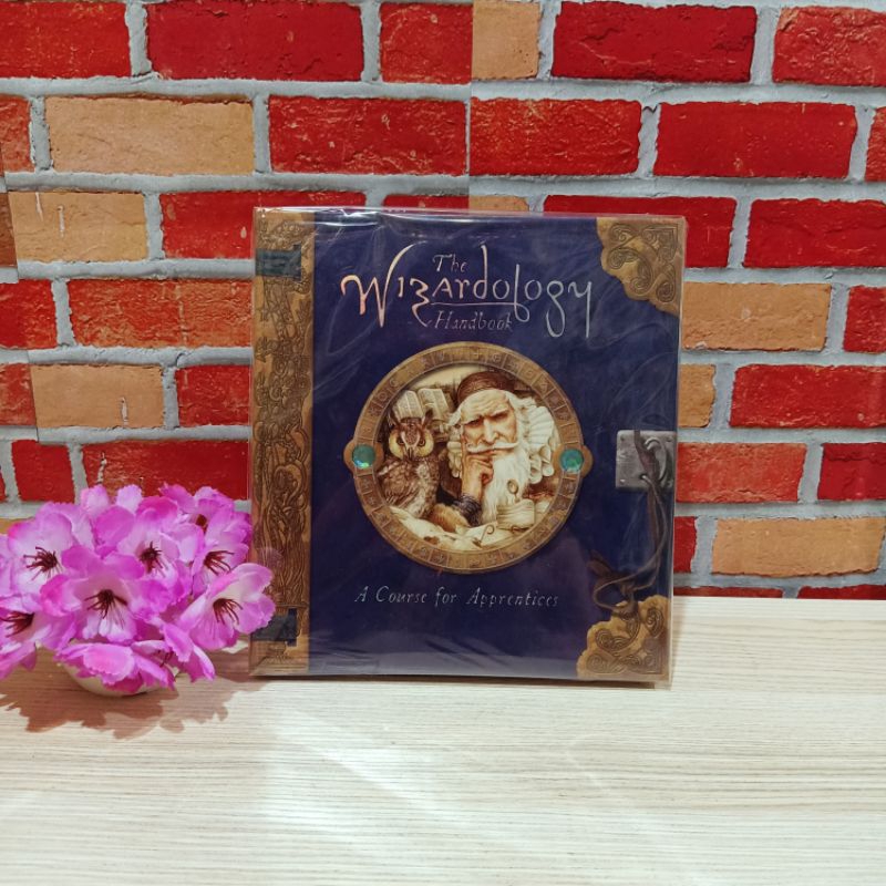 📚🐰💸 หนังสือ:เรื่อง:The Wizardology Handbook (W4976) | Shopee Thailand