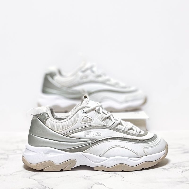 รองเท้ามือสอง แบรนด์แท้ Fila Ray / Size 38-24 | Shopee Thailand