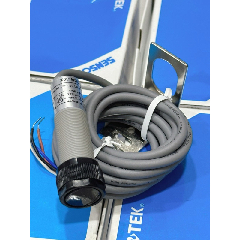 CDR-30X M18 Photo Sensor, Reflex Type, Sensing Direction: Horizontal ...