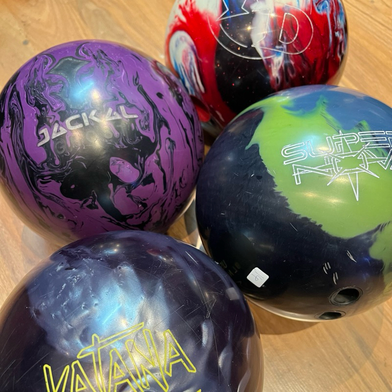 ลูกโบว์ลิ่งมือสอง ลูกโบว์ลิ่ง Motiv Radical Storm Columbia300 | Shopee ...