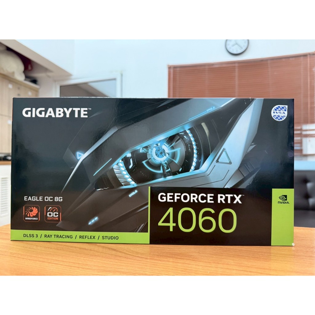 GIGABYTE EAGLE RTX4060 8GB OC (3พัดลม) สภาพสวยมาก ไม่มีตำหนิ ครบกล่อง ...