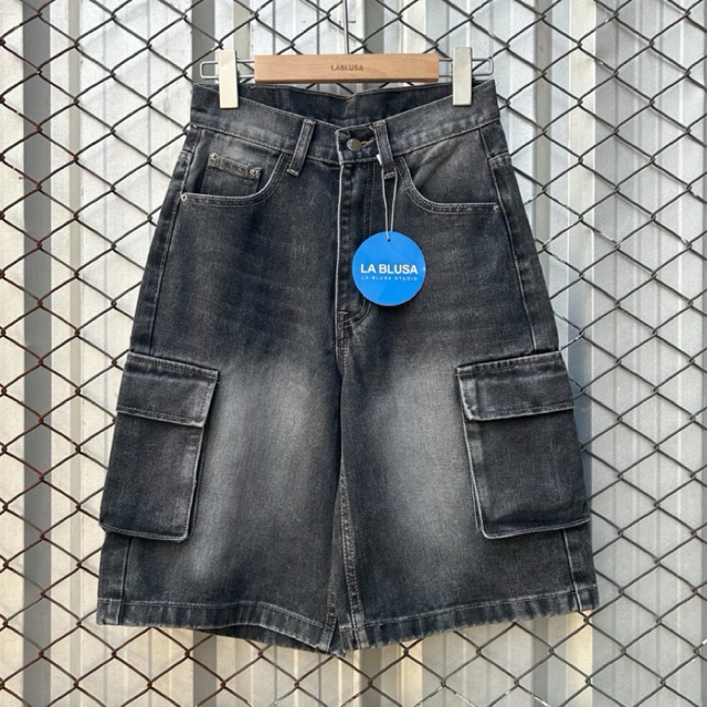 “รหัส L257” กางเกงขา 4ส่วน กระเป๋าคาร์โก้ ความยาว 23นิ้ว | Shopee Thailand