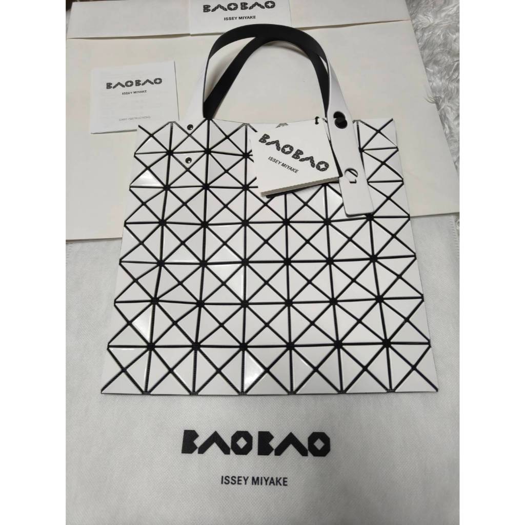 Bao Bao 6x6 มือ 1 แท้ 100% | Shopee Thailand