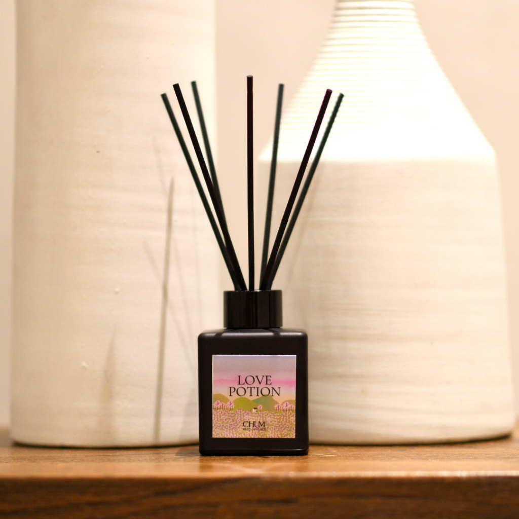 chum.bkk - love potion reed diffuser (100ml) ก้านไม้หอมกลิ่นซากุระพีช ...