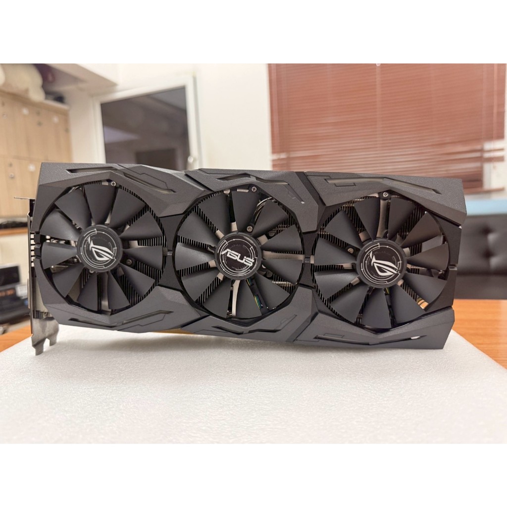 ASUS STRIX ROG 1080TI 11 GB GAMING OC 3 พัดลมตัว TOP สภาพสวยมาก ใช้งาน ...