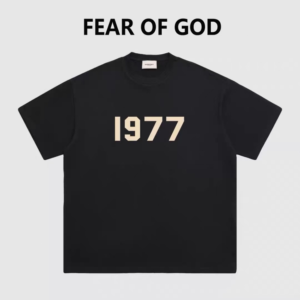FEAR OF GOD Multi-Line ESSENTIALS แขนสั้น 1977 High Street Loose FOG เสื้อยืดคอกลมสําหรับผู้ชาย ...