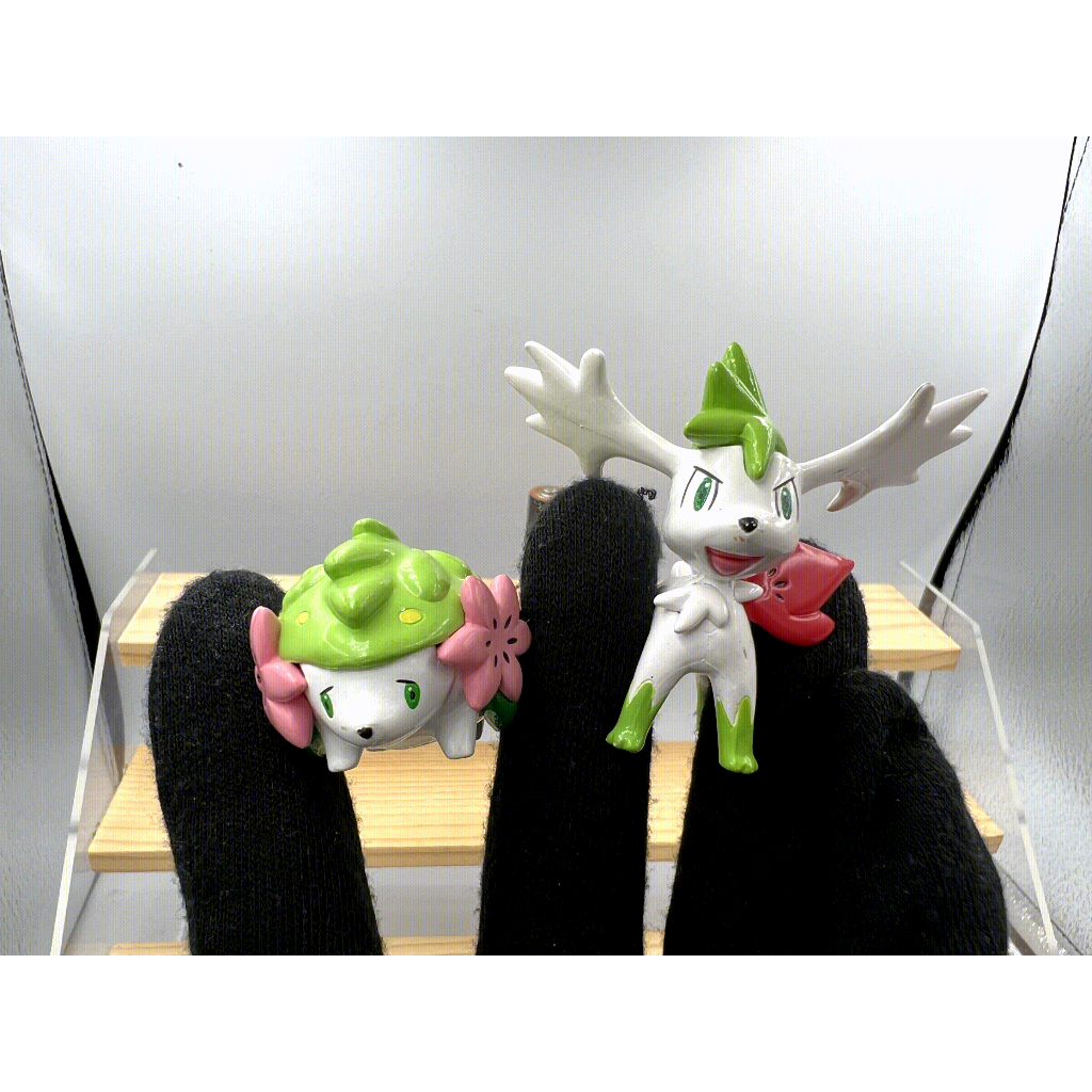 Pokemon Tomy 2007 : Shaymin (Normal Form and Sky Form) | Shopee Thailand