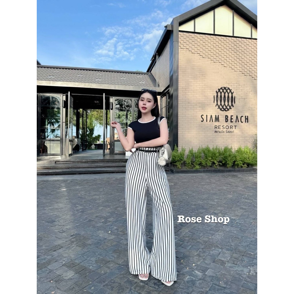 Phapassz - Set เสื้อตัวยาวแบบคอปาด มาพร้อมกางเกงขากระบอก มีเข็มขัดแถม โทนสีดำ ผ้าลายทาง #Metda ...