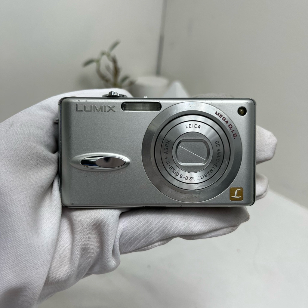 LUMIX FX01 (รุ่นหายากมากๆ)รุ่นคุณเก้าสุภัสรา | Shopee Thailand