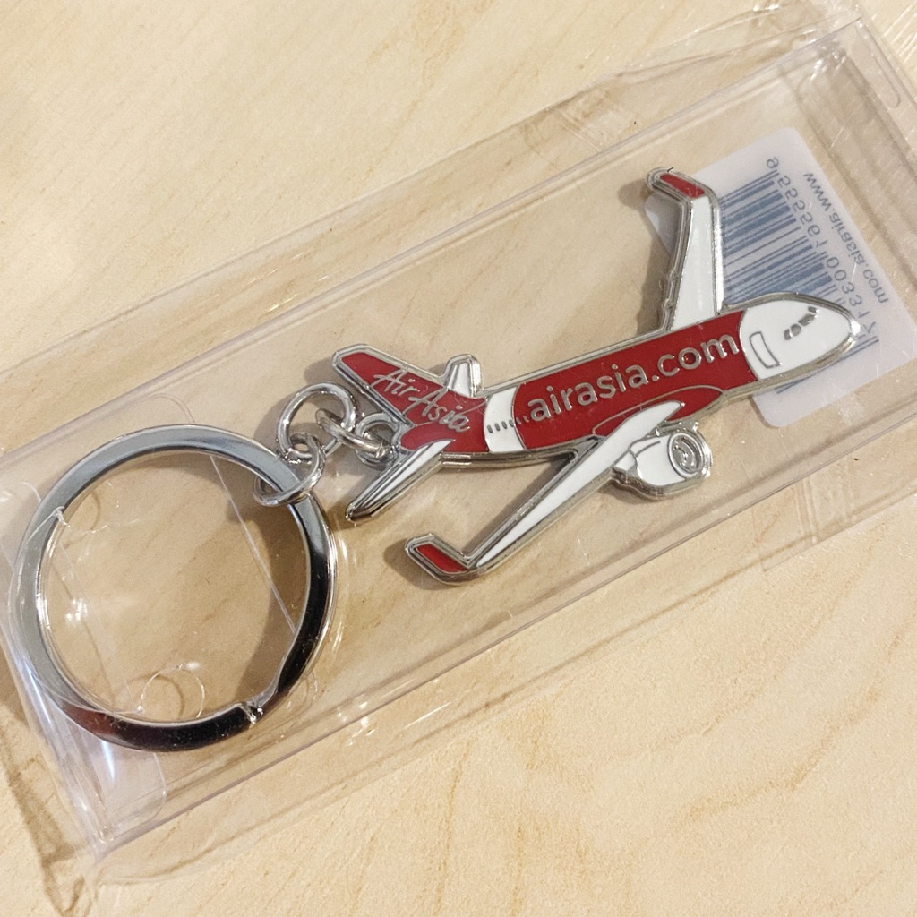 KEYCHAIN AIRASIA พวงกุญแจรูปเครื่องบิน(โลหะ) | Shopee Thailand