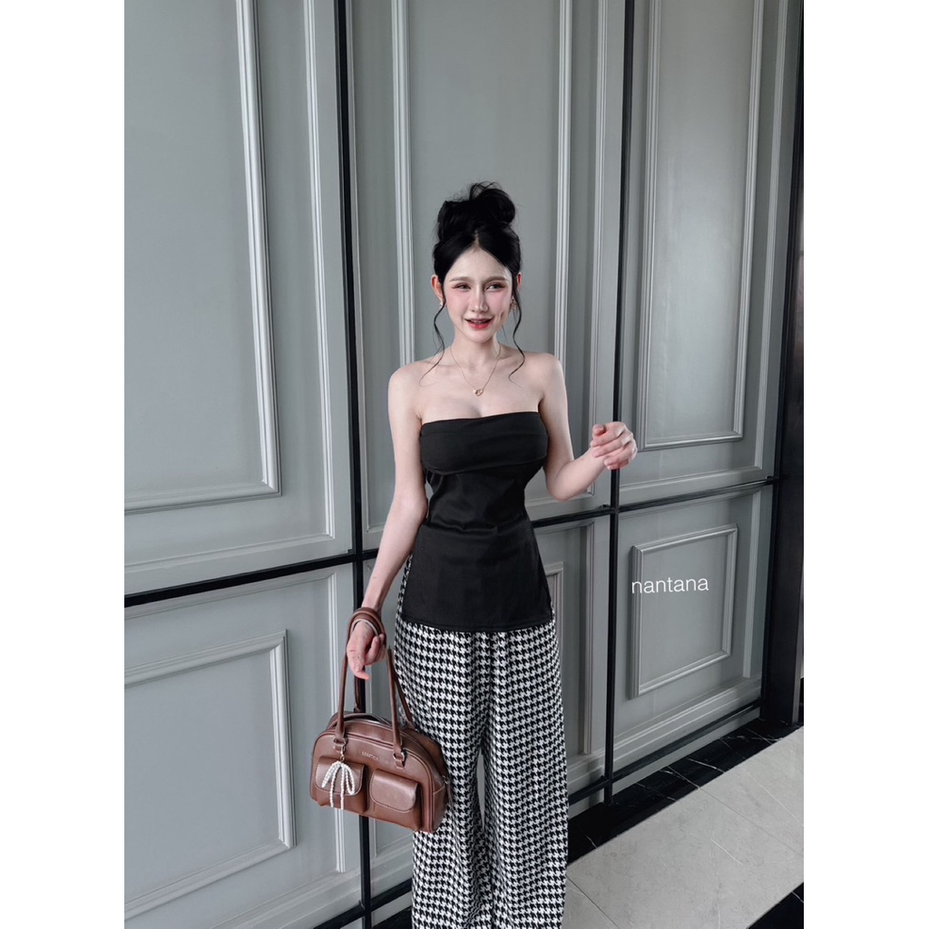 Phapassz - Set เสื้อเกาะอกเรียบๆ แมทมากับกางเกงขายาวทรงสวย ลายไฮๆ ติดแกรมสุด ผ้าดีมาก #Nantana ...