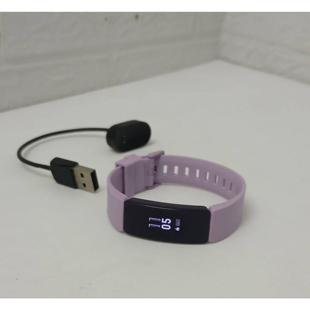 Fitbit HR นาฬิกาข้อมือสมาร์ทวอทช์ (มือสองสภาพใหม่มาก) | Shopee Thailand