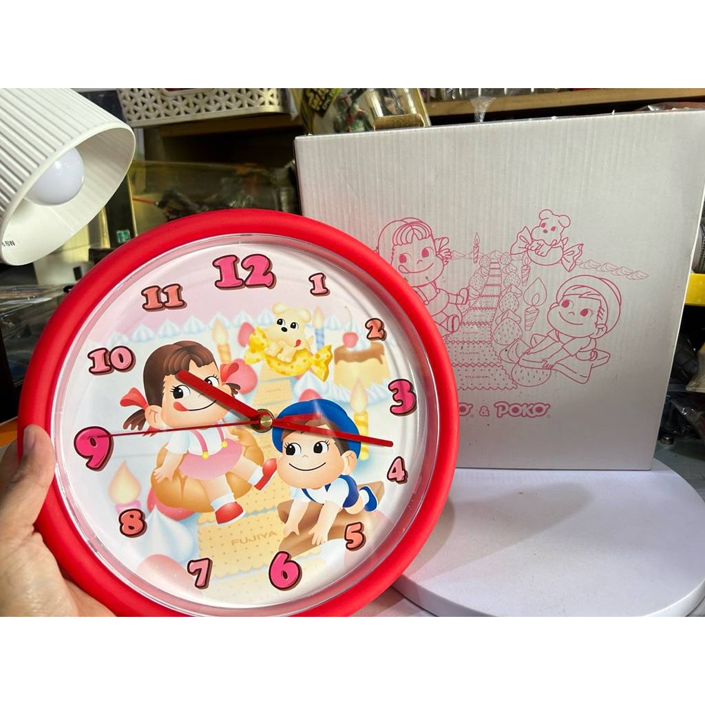 งานเก่า สภาพดี นาฬิกาแขวน FUJIYA Peko-chan & Poko wall clock | Shopee Thailand