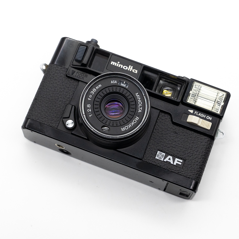 กล้อง Minolta Hi-Matic AF *ตำหนิแฟลชไม่ออก นอกนั้นทำงานเต็มระบบ ...