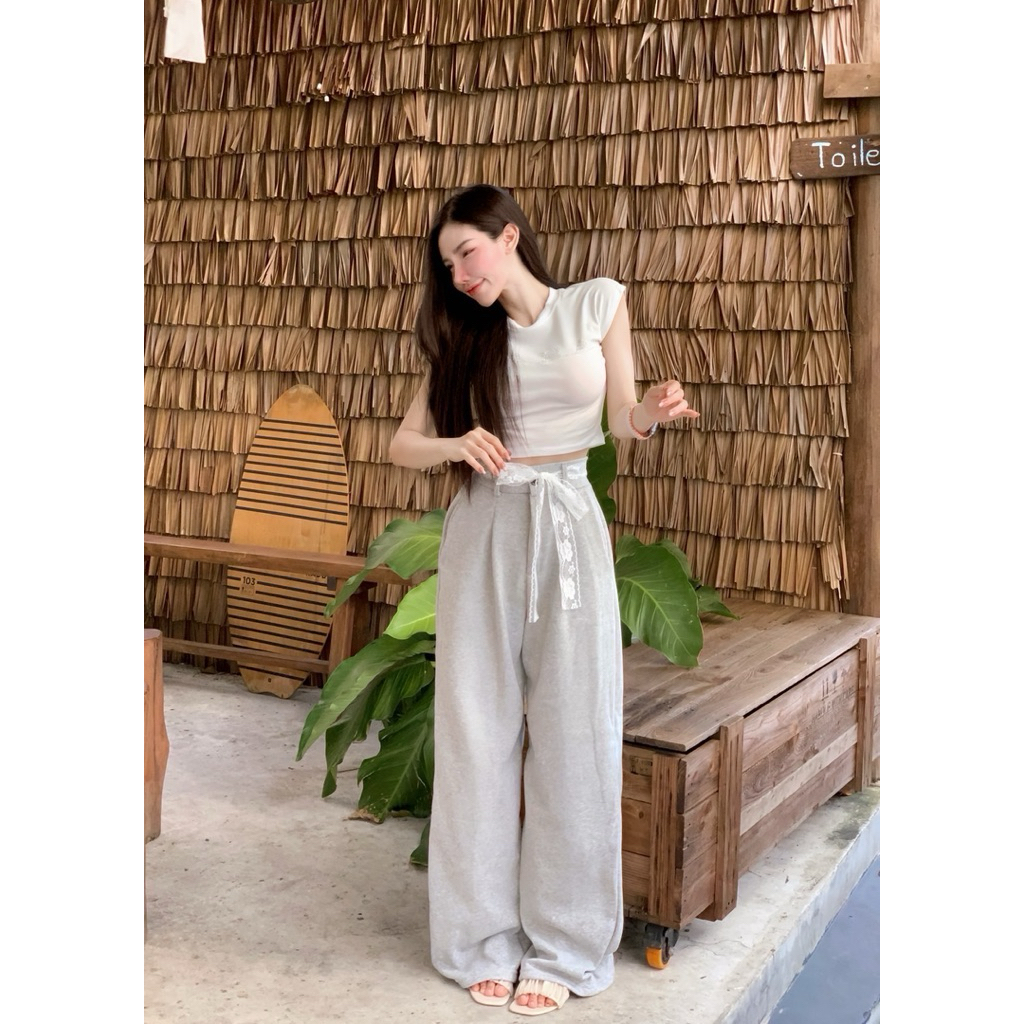 Phapassz - setเสื้อผ้ายูนิโคล่รีดเพชรสุดหรู มาพร้อมขายาวทรงสวยมาก ดีเทลเกร๋ #Lanta | Shopee Thailand