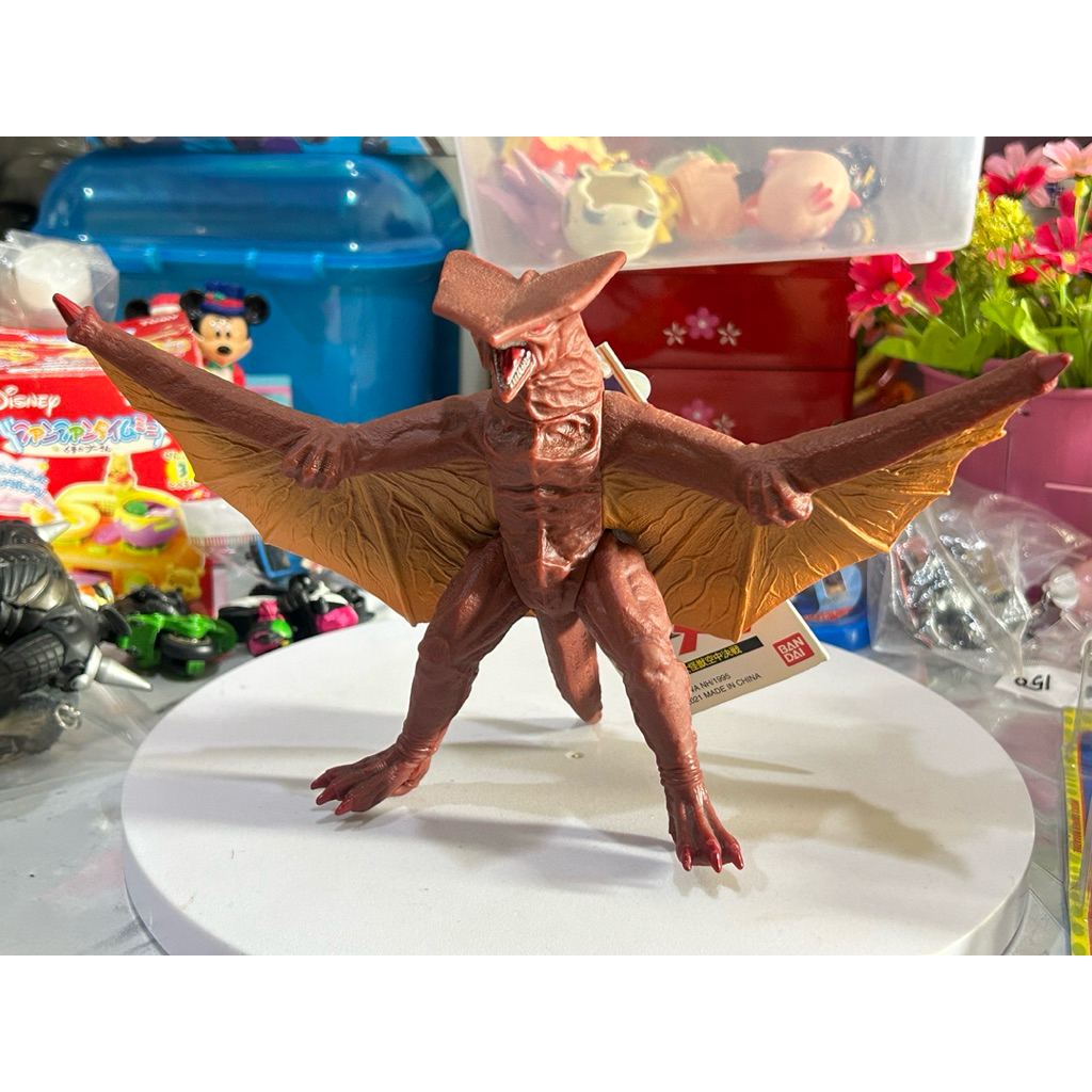 Bandai Movie Monster Series Gamera Gyaos 1995 6" vinyl figure | Shopee ...