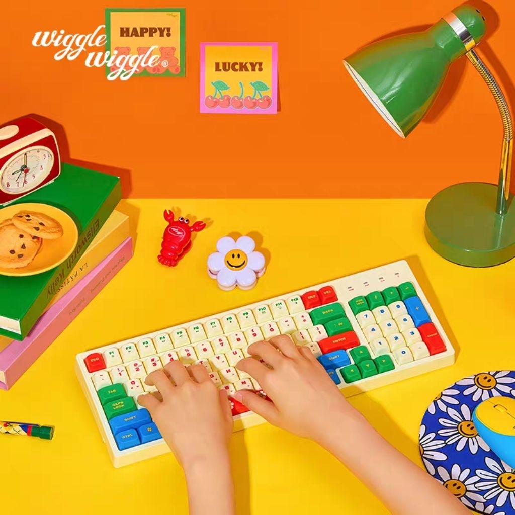 WIGGLE WIGGLE COLOR WIRELESS KEYBOARD | Shopee Thailand