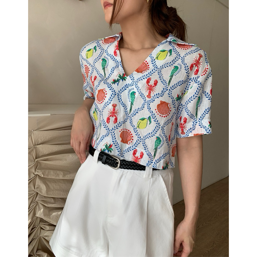 Charlotte irony | Linen v neck crop shirt | Shopee Thailand