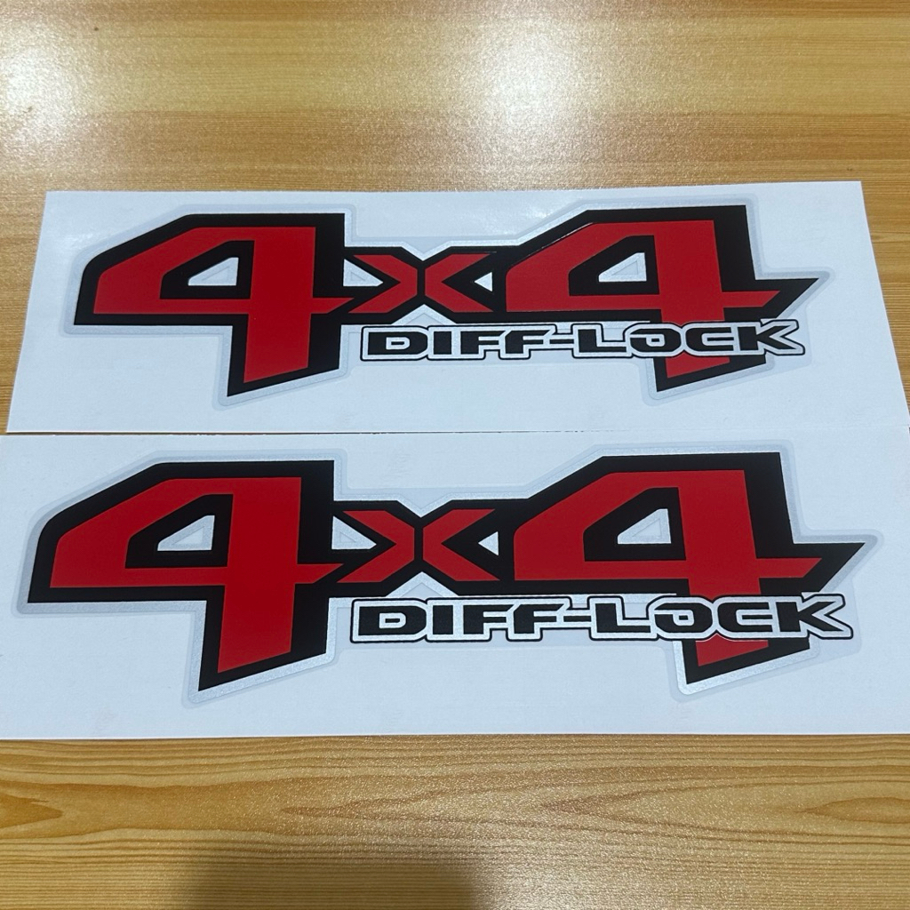 สติ๊กเกอร์* 4x4 DIFF-LOCK สีแดง ปี 2019 ติดข้างท้ายกระบะ มิตซูบิชิ ไทร ...