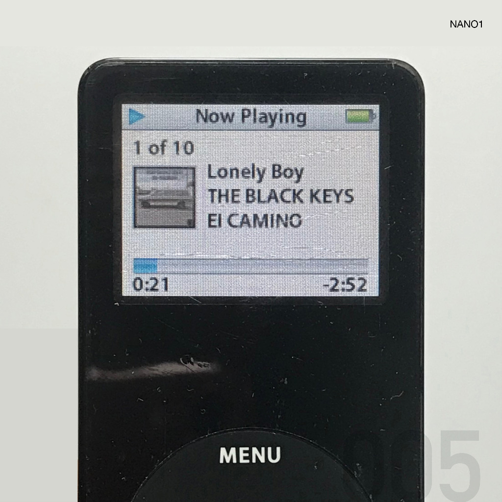 เครื่องเล่น MP3 ‘NANO’ รุ่น 1 (005) ความจุ 2G ตำหนิมีริ้วรอย รอยขีดข่วน ...