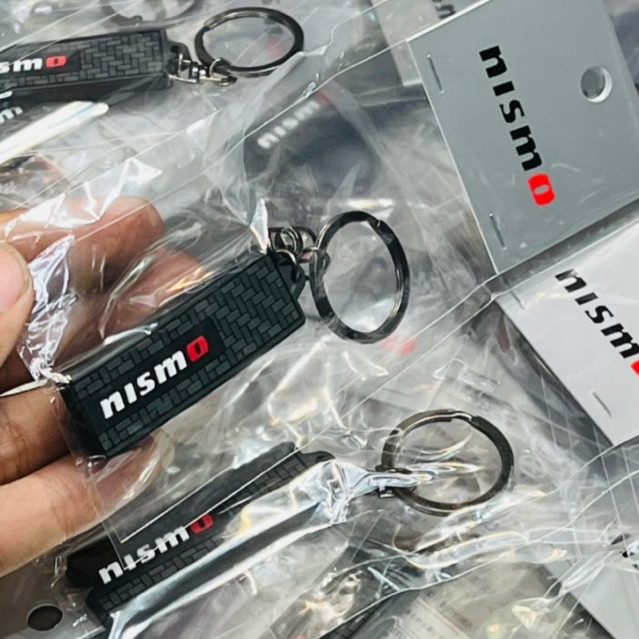 พวงกุญแจ NISMO Rubber Key Ring Black Carbon Patten keychain ของแท้ จาก ...