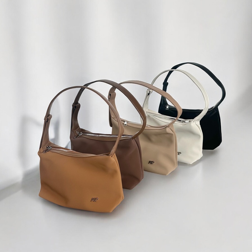 Atipashop - BRAMBLE BAG กระเป๋าสะพายข้าง ติดอะไหล่โลโก้เหล็ก | Shopee Thailand