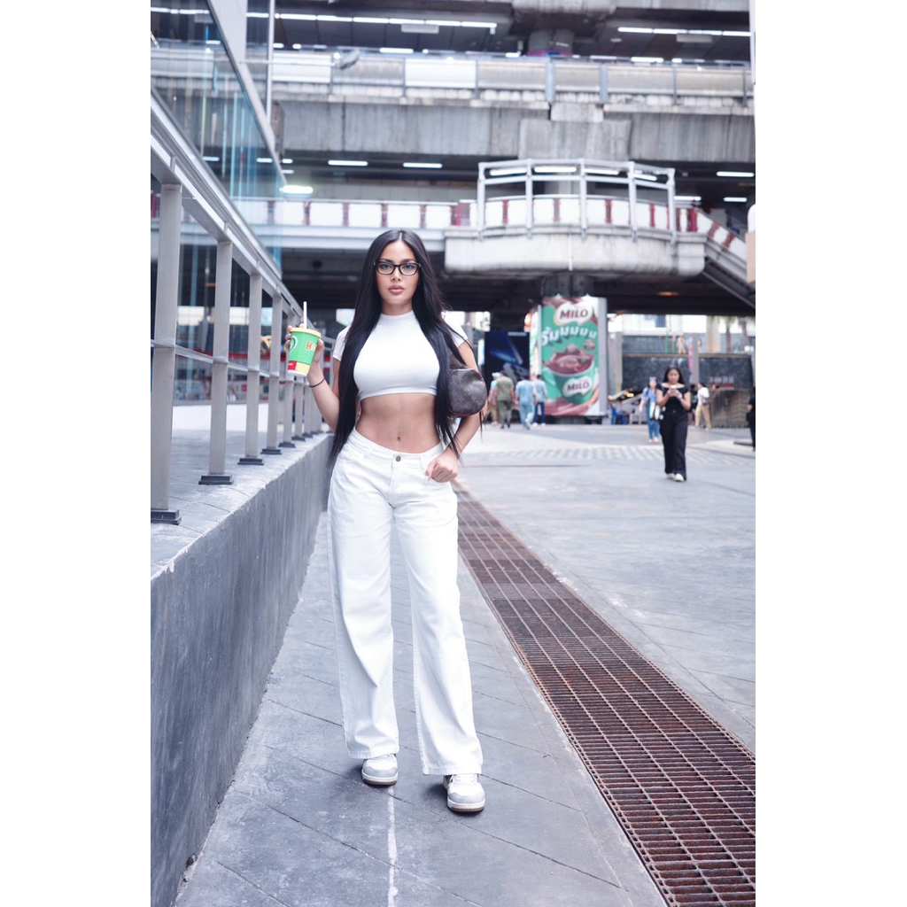 19:19 WHITE JENS Symple กางเกงยีนส์เอวต่ำ (ซื้อกางเกงแถมเสื้อ) | Shopee ...