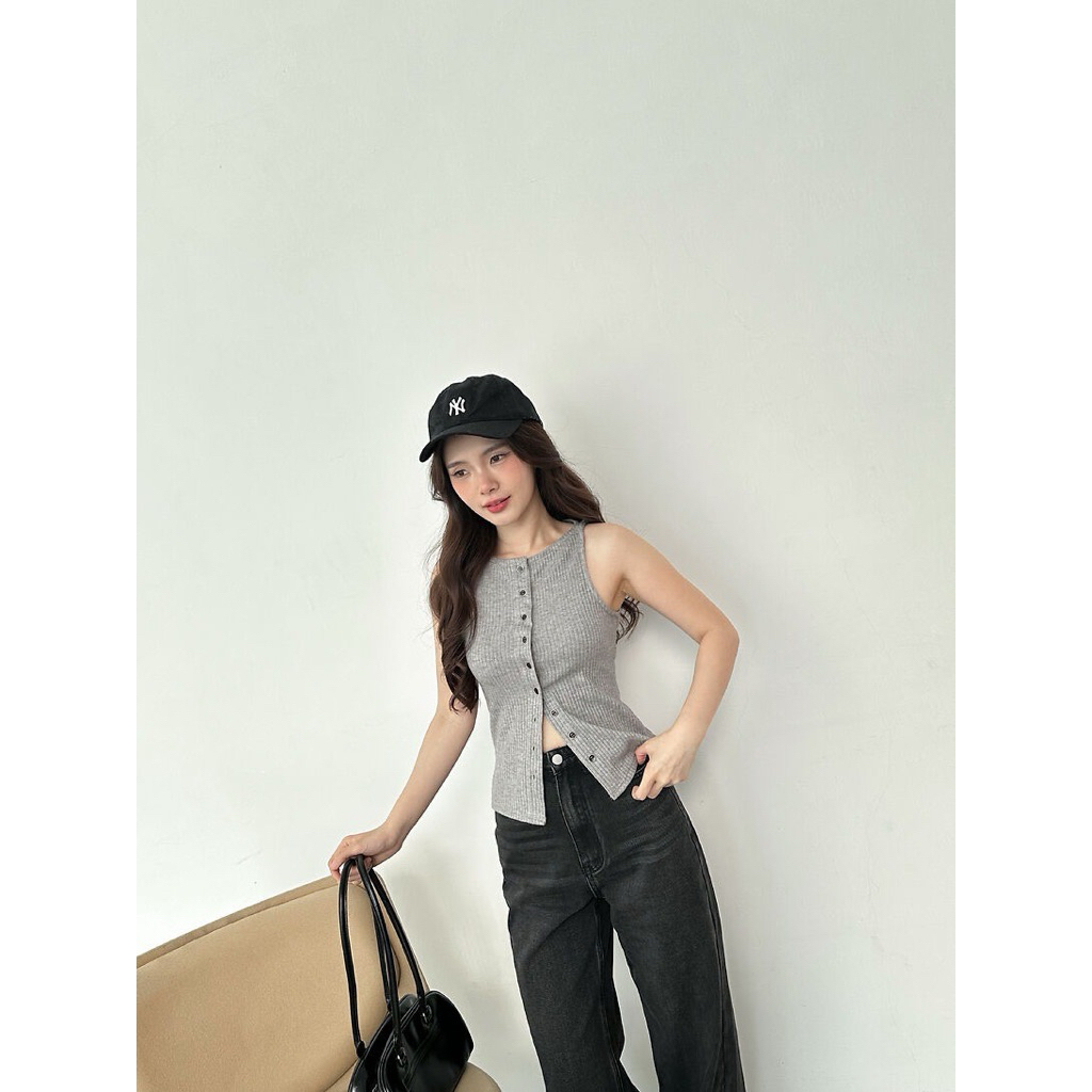 [ส่งต่อ Thesummernade] Mona tank top - Taupe | Shopee Thailand
