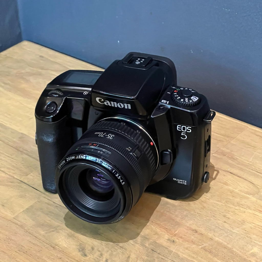 กล้องฟิล์ม Canon EOS 5 Body+ Canon Ef 35-70 f3.3-5.6 ใส่กับเลนส์ Canon ...