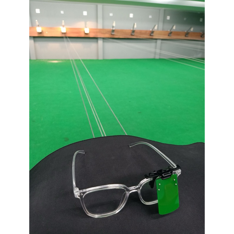 Eye Blinder (Clip on) + แว่นตากรอบใส อุปกรณ์ปิดบังดวงตาสำหรับกีฬายิงปืน ...