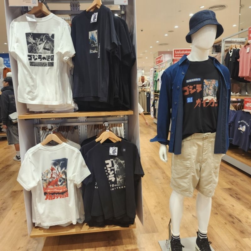 รับหิ้วของแท้ uniqlo เสื้อยืด ut แขนสั้น Godzilla 70th Anniversary สนใจ ...