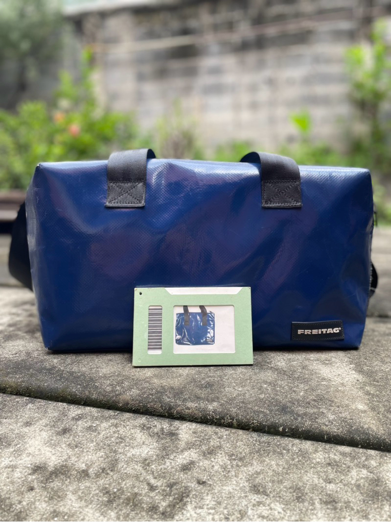 กระเป๋ามือ 2 Freitag F45 lois มีแท้ก | Shopee Thailand