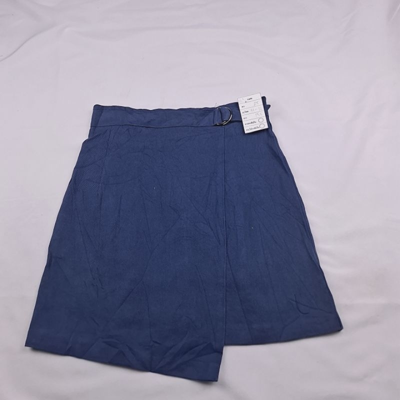 U698 กระโปรงยีนส์ กระโปรงแฟชั่น กระโปรงสั้น มือสอง รายละเอียดตามรูปนะ ...