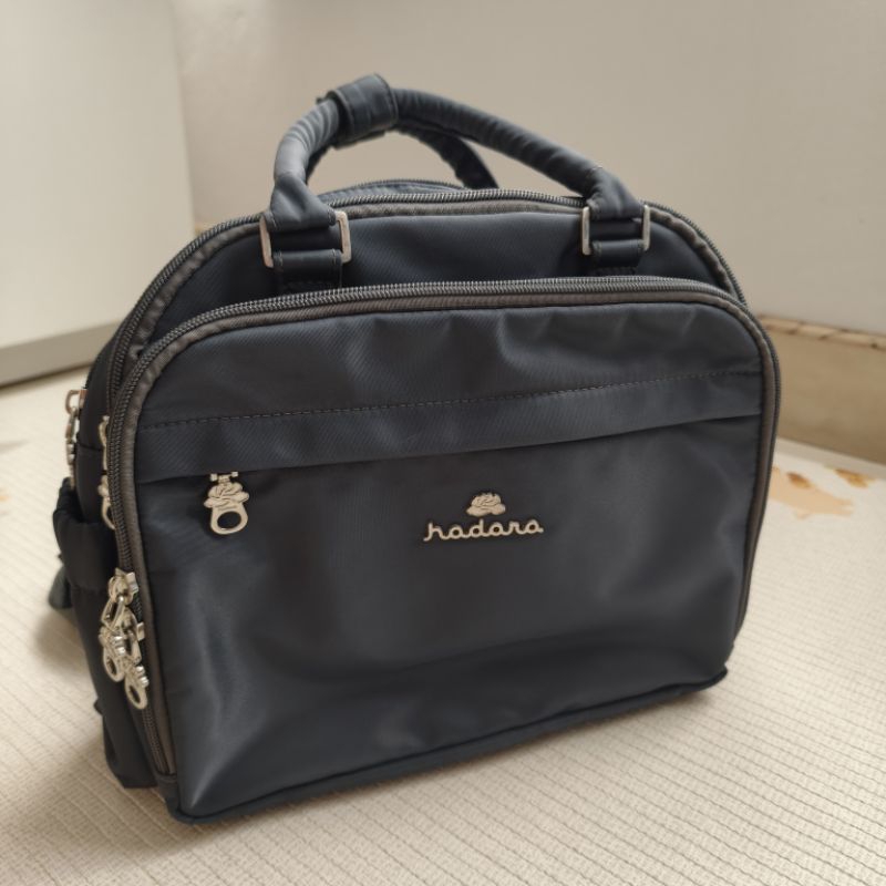 กระเป๋าเป้ Hadara Chapter 152 (มือสอง สภาพดี) | Shopee Thailand