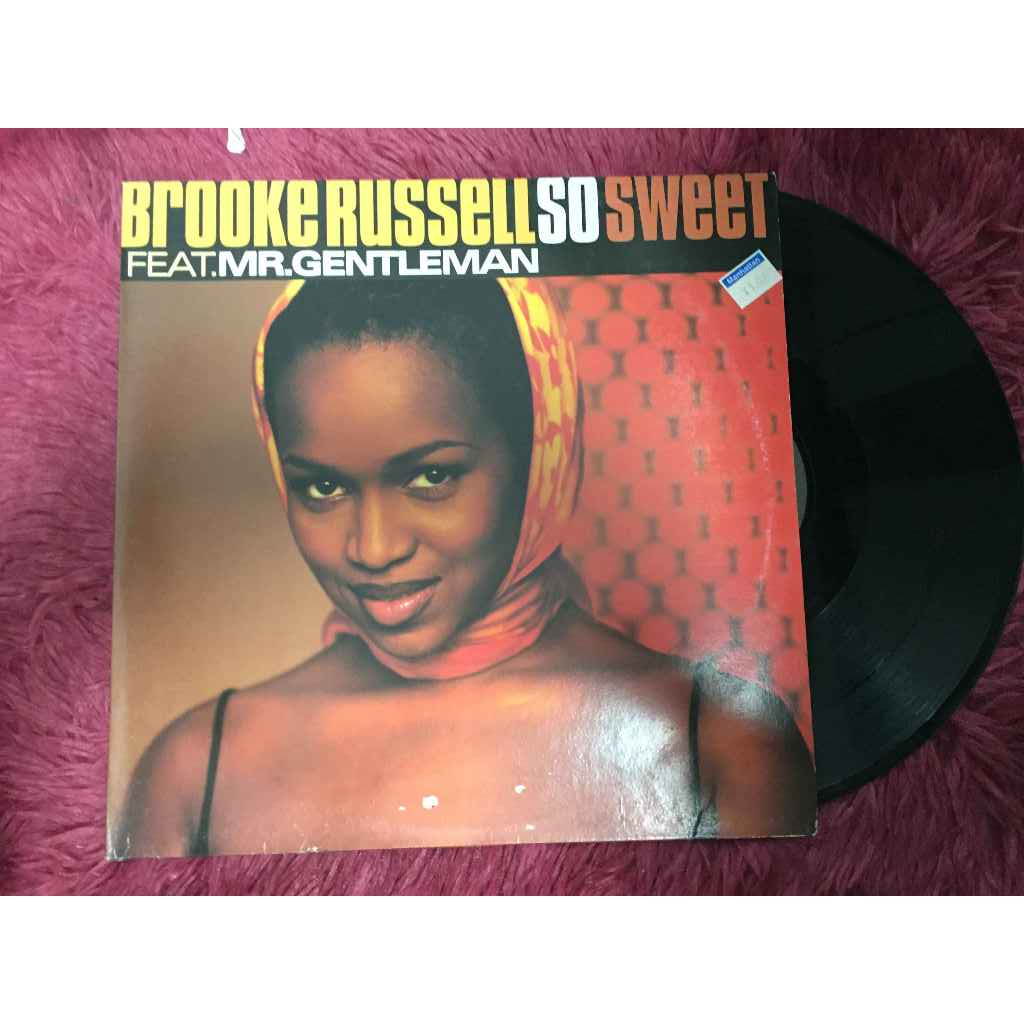 Brooke Russell Feat. Mr. Gentleman ขนาด 12 นิ้ว LP A107 | Shopee Thailand
