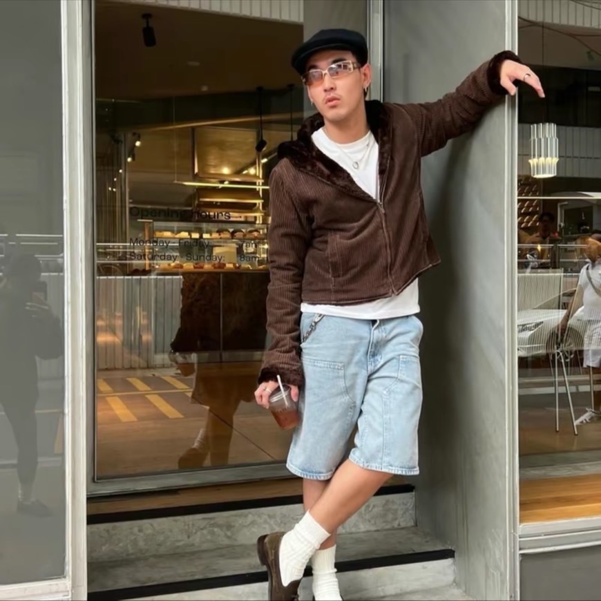 [Ouch] Raven Double Knees Jort กางเกงยีนส์ขา 3 ส่วน | Shopee Thailand