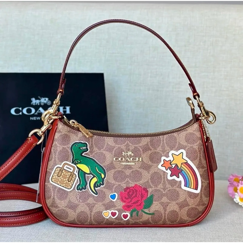 COACH CA548 Teri Shoulder Bag In Signature Canvas มี2สี | Shopee Thailand