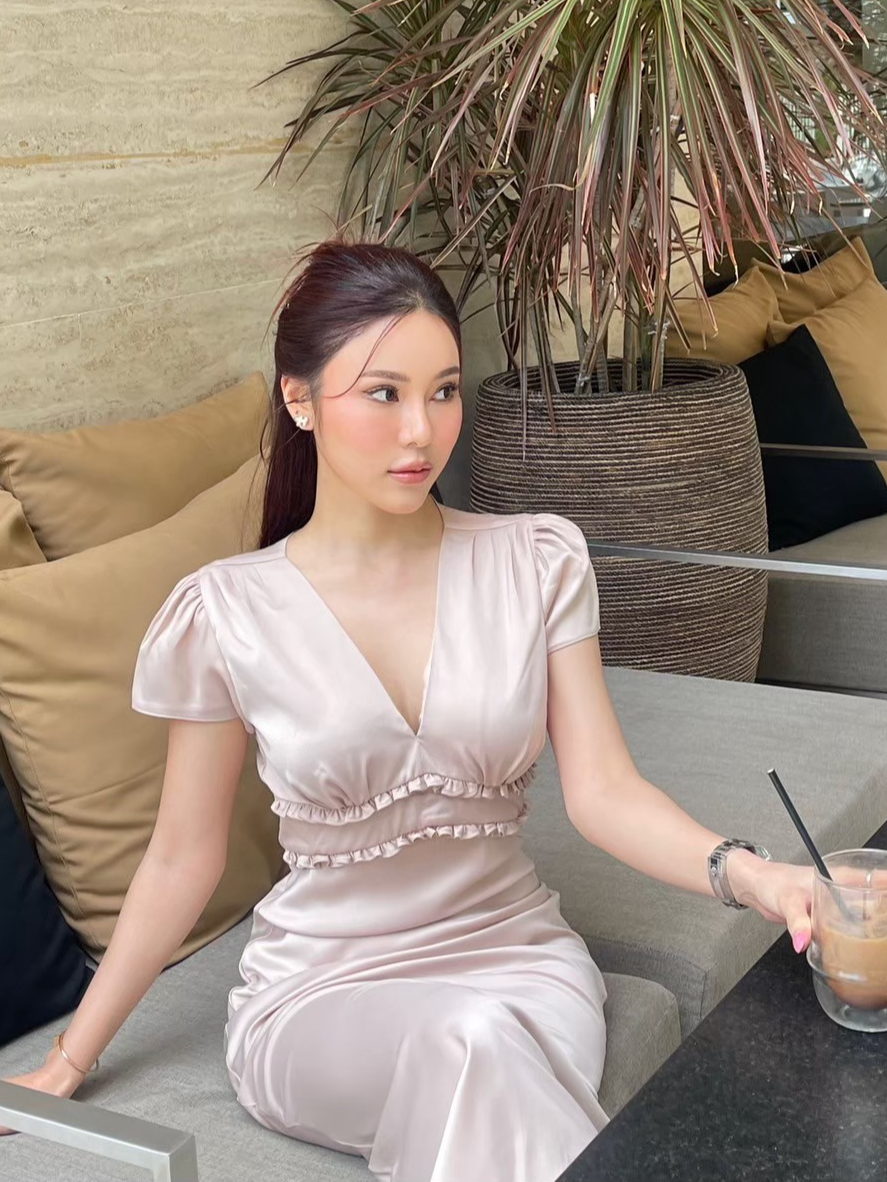 CHANUN-Diana Dress เดรสซาติน แขนตุ๊กตา (CN-072) | Shopee Thailand