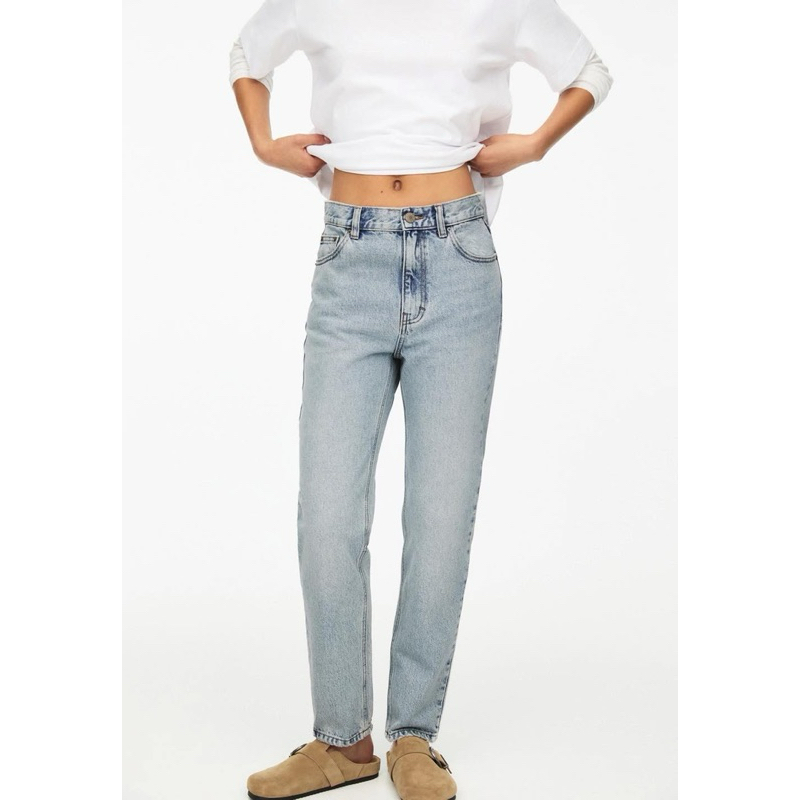 PULL&BEAR Basic MOM JEAN กางเกงยีนส์ทรงมัมของแท้P&B สินค้าดีมากก พร้อมส่ง | Shopee Thailand