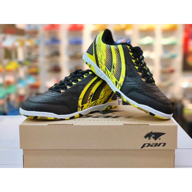 รองเท้าฟุตซอลเด็ก Pan nitro | Shopee Thailand