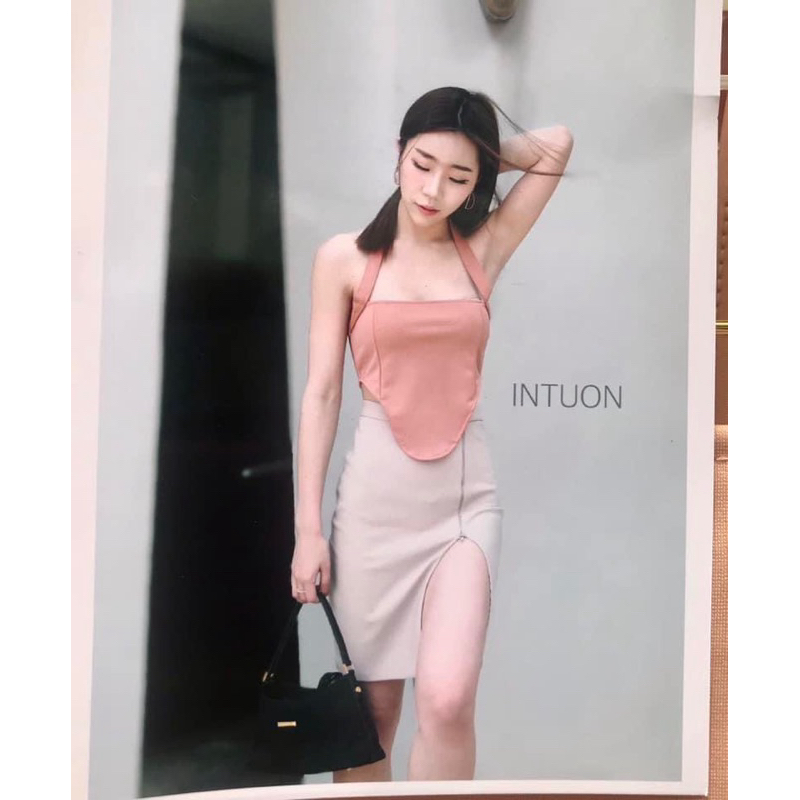 ส่งต่อ.. เสื้อคล้องคอ ป้าย Intuon สีกลีบบัว | Shopee Thailand