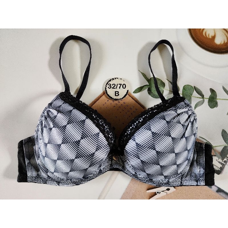 เสื้อชั้นใน Sabina ไซซ์ 32B/B70 งานมือสอง | Shopee Thailand