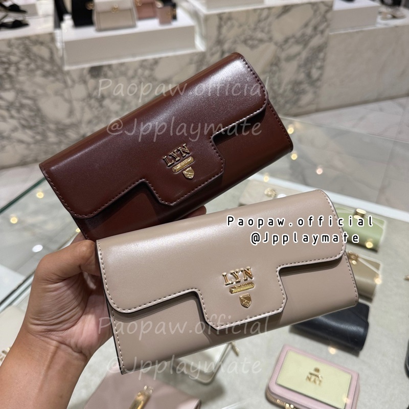 LYN กระเป๋าสตางค์ LYN รุ่น Snappy Front Flap Long Wallet : LL24FWF103 ...