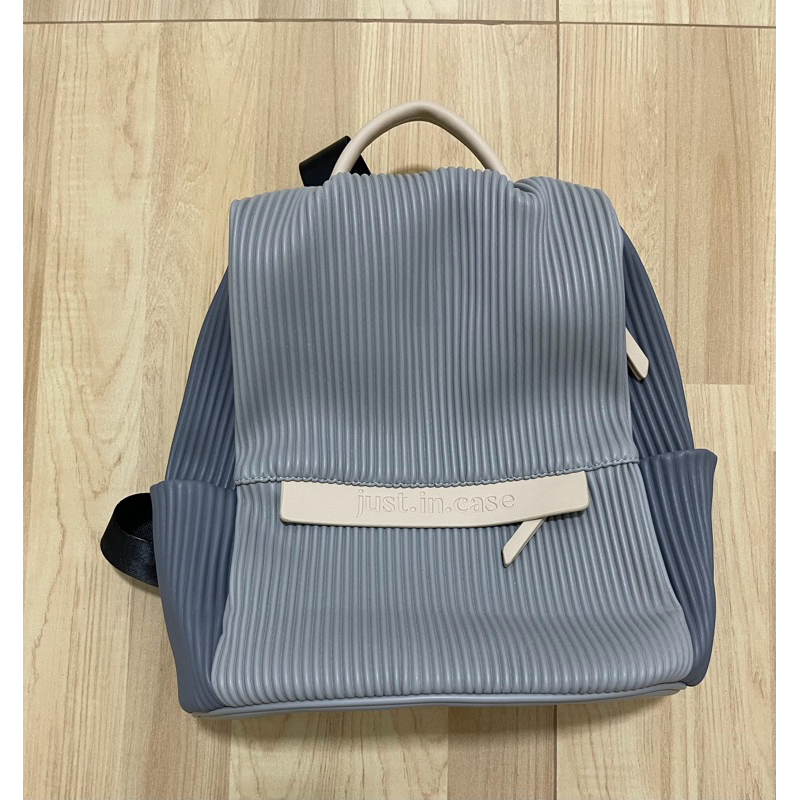 กระเป๋า just in case รุ่นBrook (มือสองสภาพดีมากกก ซื้อมาไม่ได้ใช้เลย) | Shopee Thailand