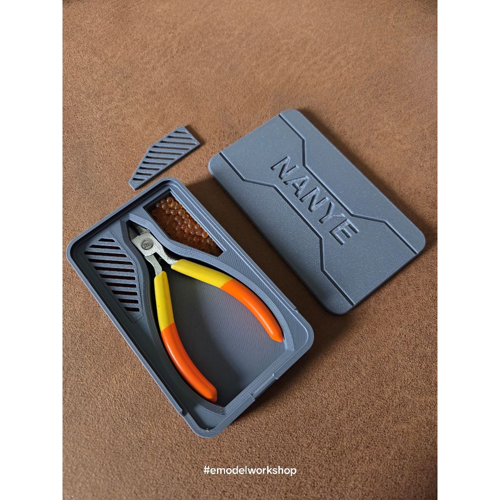 Model Nipper Dry Box – กล่องเก็บคีมตัดโมเดลกันความชื้น | Shopee Thailand