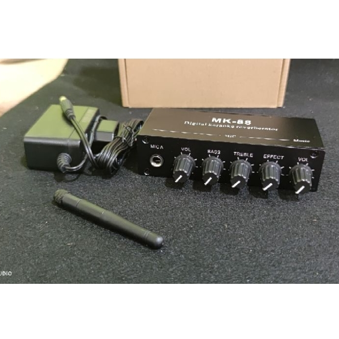ปรีไมค์เอฟเฟคแท้ mk88 มีบูลธูทในตัว. MK 88 เครื่องมิกเซอร์คาราโอเกะ อลูมิเนียมอัลลอยด์ 6.5 มม. ...