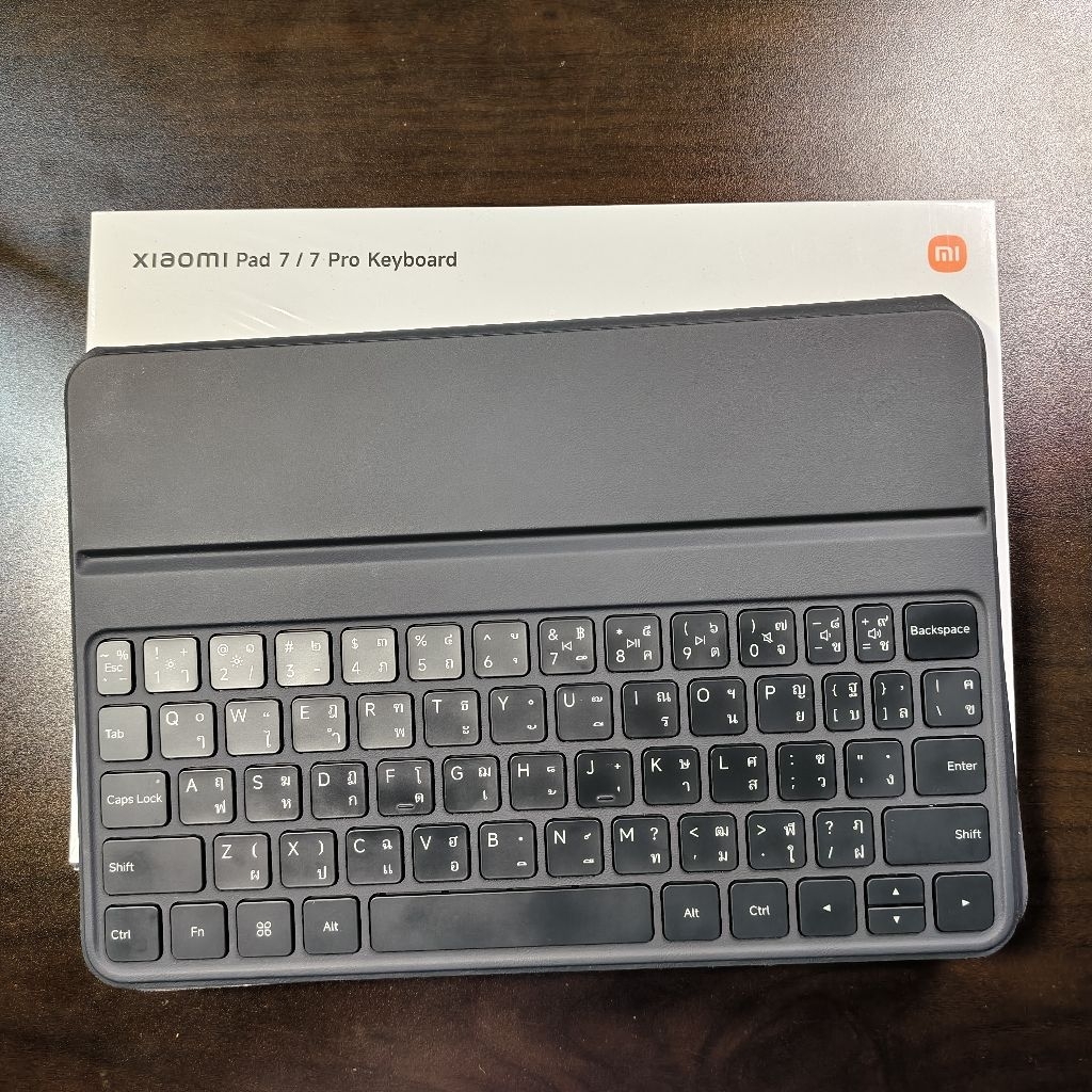 Xiaomi Keyboard Case ใช้ได้กับ Xiaomi Pad7/7Pro สภาพ 95%++ ใช้งาน 3 ...