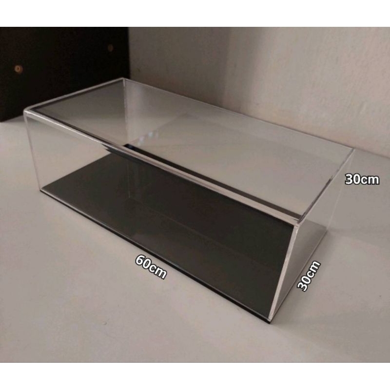 กล่องครอบโมเดล ขนาด60cm×30cm×30cm (กว้าง×ลึก×สูง) "ฐานดำ" หนา3mm | Shopee Thailand