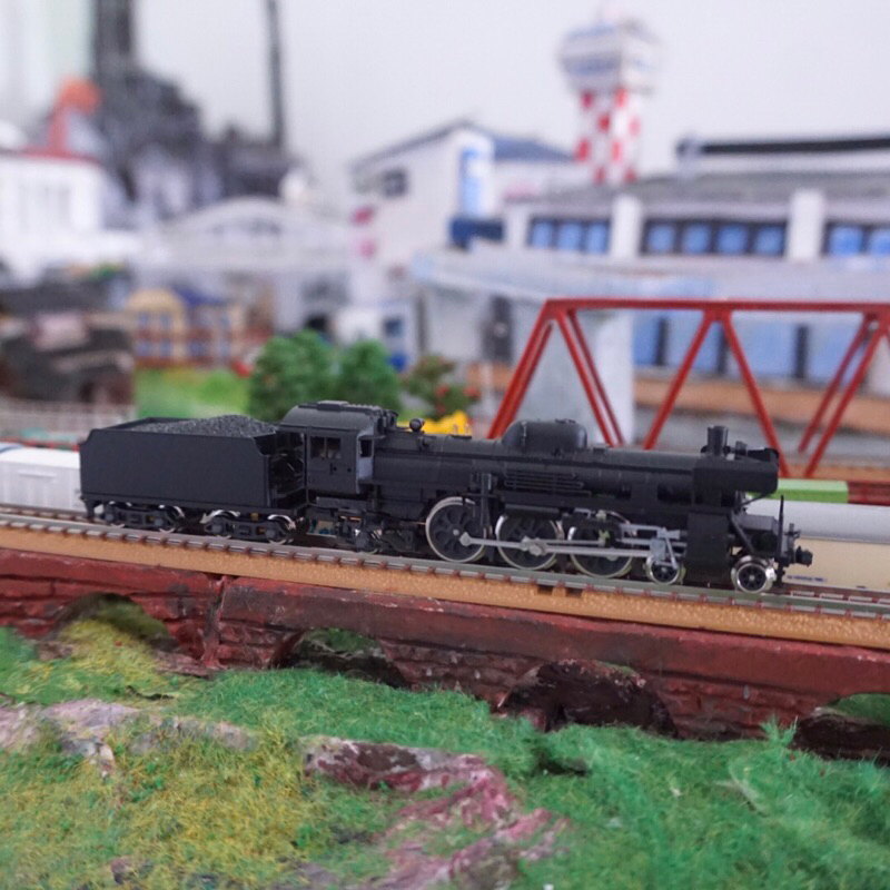 ส่งต่อโมเดลรถไฟ Kato jnr C57 ขนาด N scale สภาพใหม่ พร้อมกล่อง มีไฟหน้า ...
