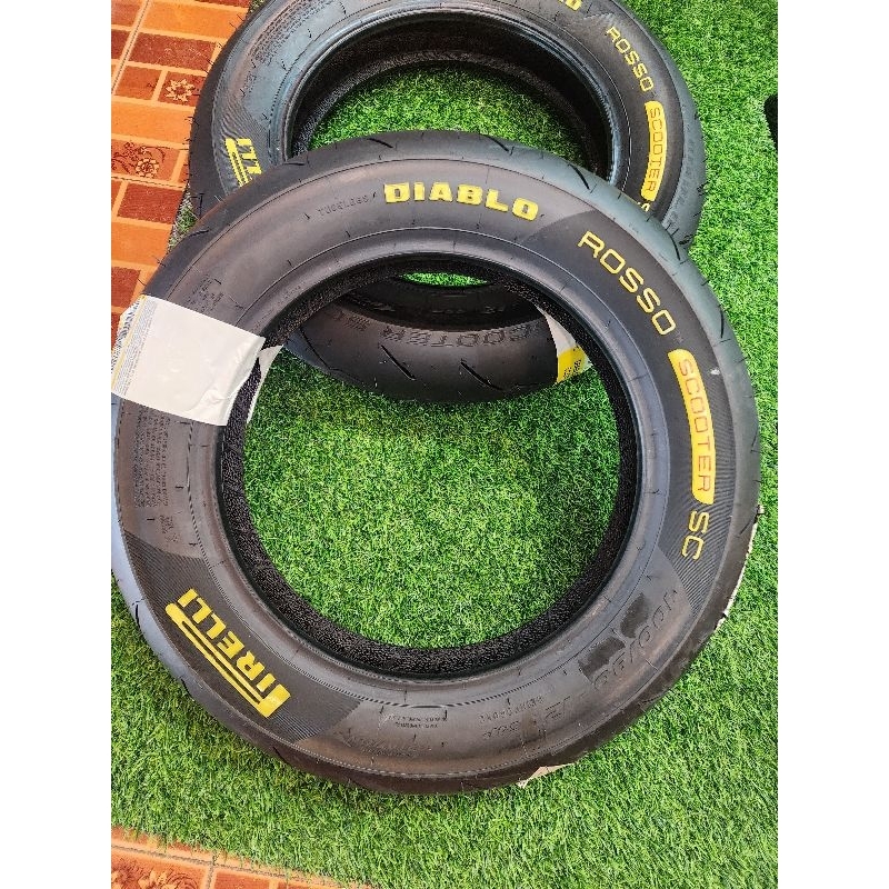 ยาง Pirelli Diablo Rosso SC ป้ายเหลืองสำหรับ Giorno/Xmax/Forza ยางปี ...